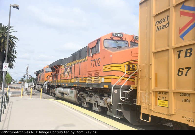 BNSF 7702
